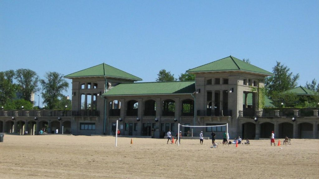 63rd Street Beach - One of The Best Beaches in Chicago, Illinois